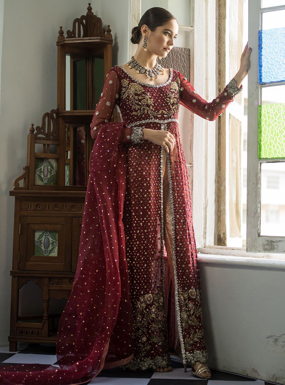 Scarlet Symphony – Zainab Chottani