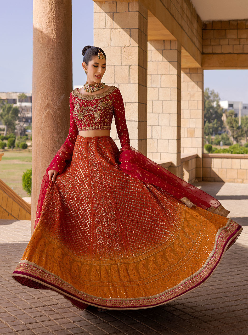 Surkhi - FO – Zainab Chottani